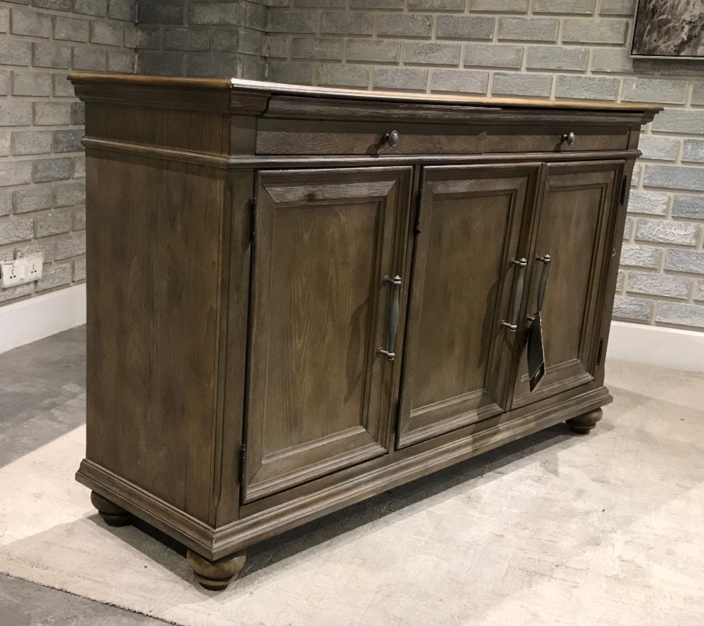 D776-60 - DINING SERVER - MUM – DashSquareOutlet