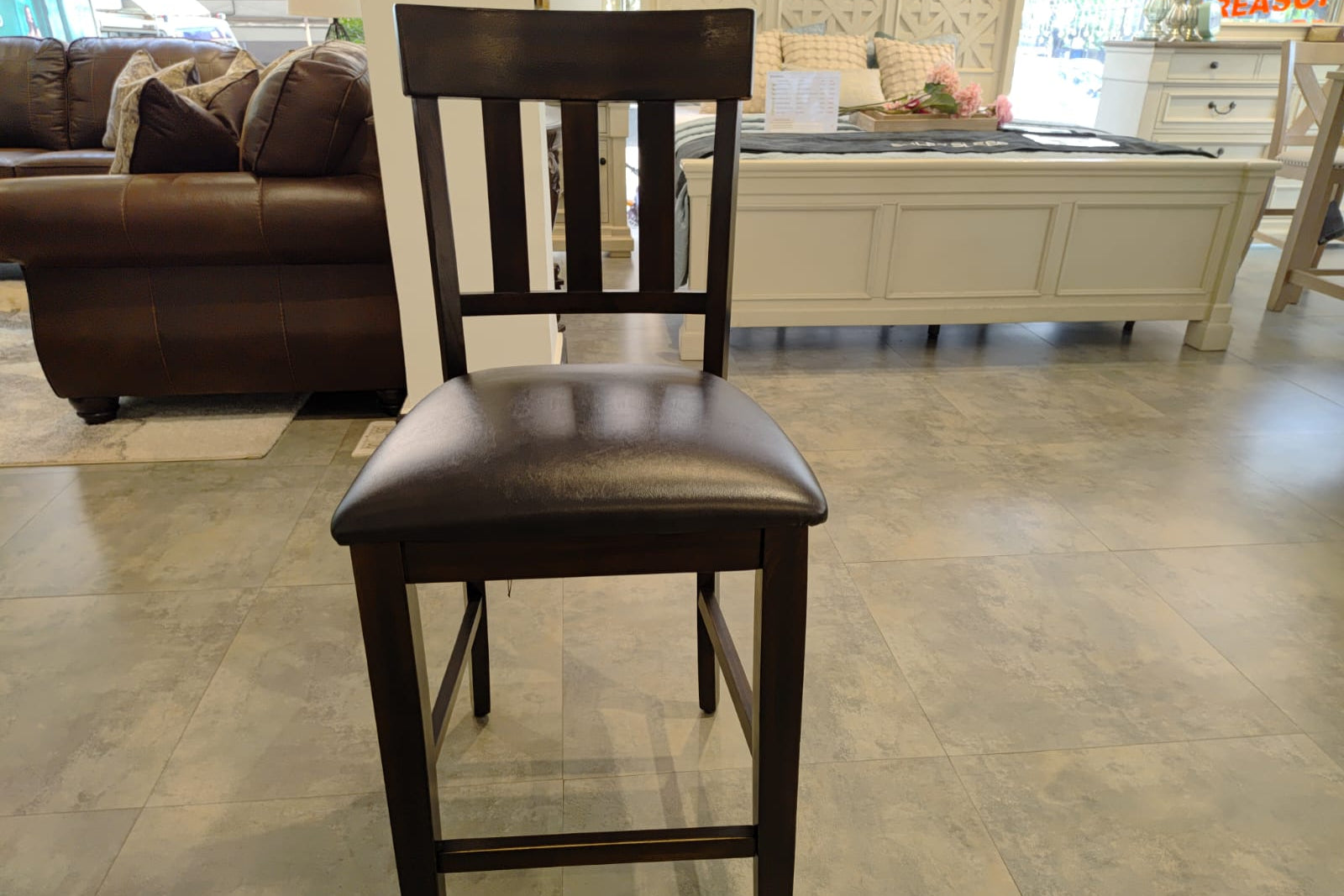 D596-124 - BH – DashSquareOutlet